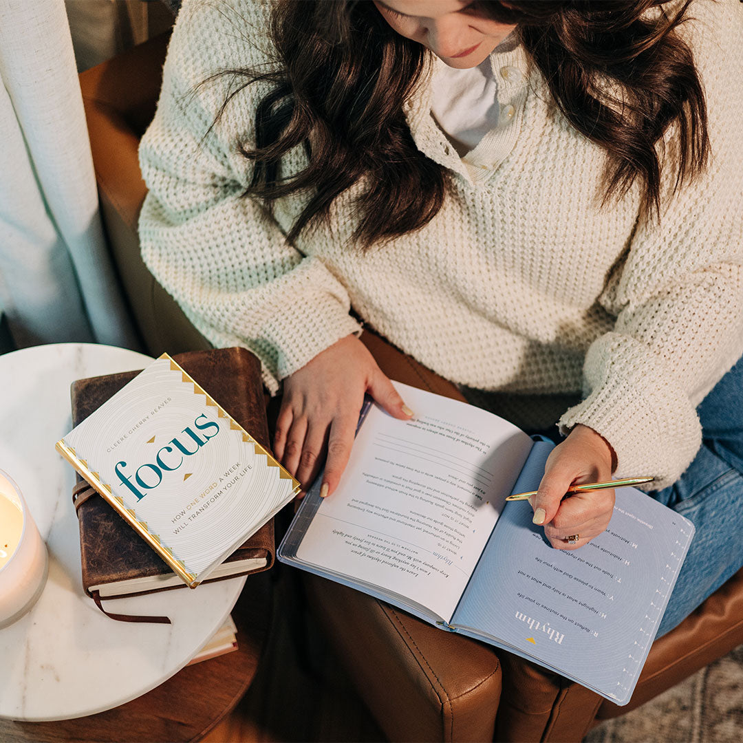 Focus Journal: 52 Weeks to a More Intentional Life – Cleerely Stated