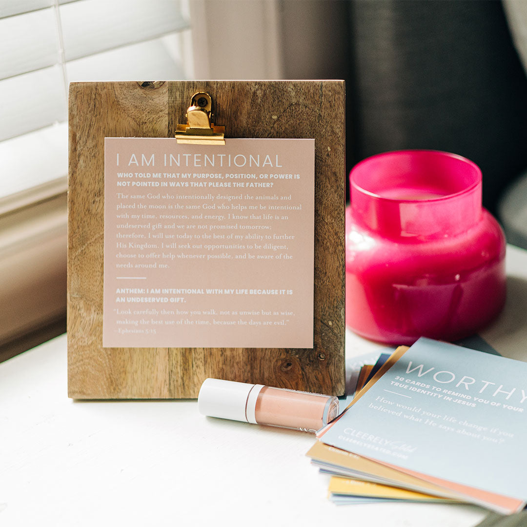 Worthy Collection w/Stand – Cleerely Stated