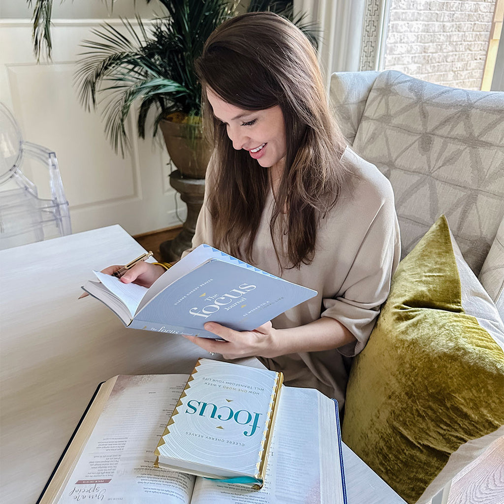 Focus Journal: 52 Weeks to a More Intentional Life – Cleerely Stated